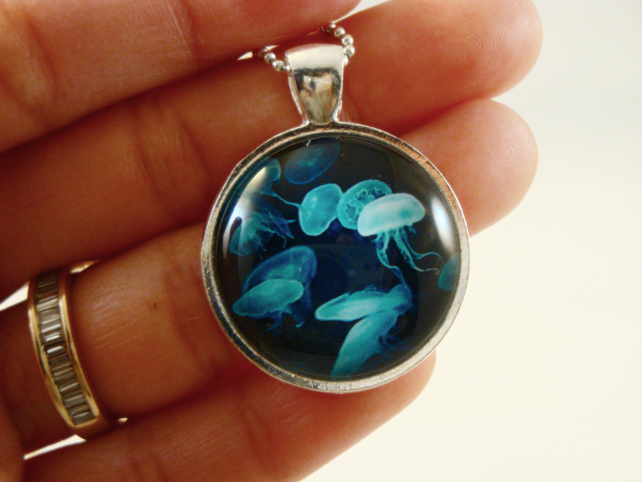 Blue Jellyfish Pendant Necklace-deep Ocean Series on Luulla